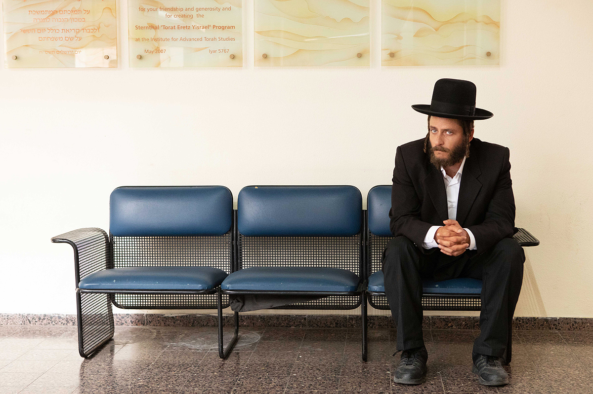 27 FACTS ABOUT SHTISEL SEASON 3 - VERTIGO Magazine